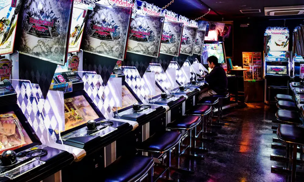 Arcade Roots and the Mobile Dominance of Modern Gamers – Retro Games ...